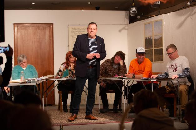 Die friesische Theatergruppe Theno tritt auf Amrum auf