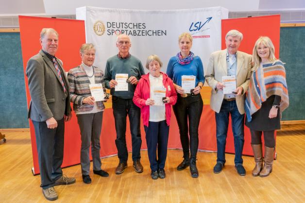 Deutsches Sportabzeichen: Acht Kreis Pinneberger in Kiel geehrt