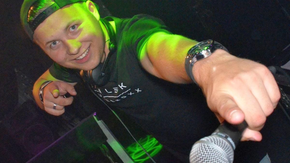 DJ Chris B. sorgt in Schenefeld für musikalischen Frühlingsrausch