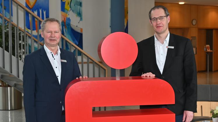 Tipps gegen Enkeltrick und Phishing von der Sparkasse in Itzehoe