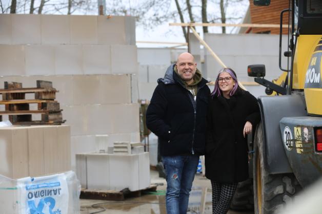 Hunde am Freizeitsee Lohne verboten: R-Café-Chef möchte Lockerung