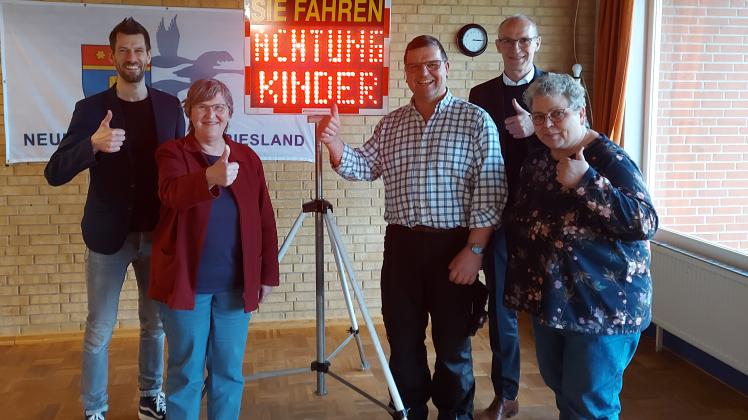 Neukirchen erhält ein Geschwindigkeits-Messgerät