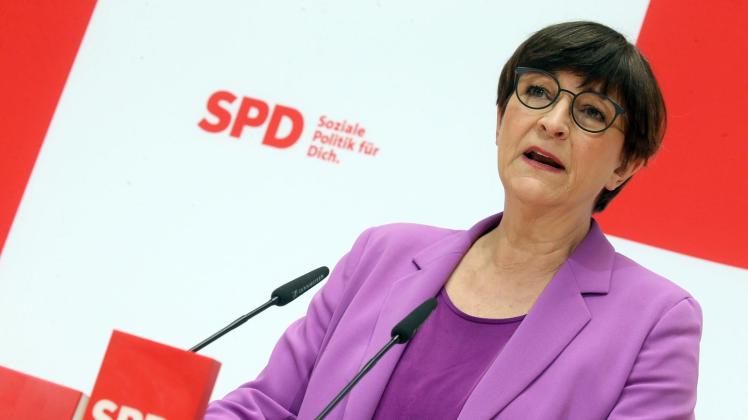 SPD-Vorsitzende Saskia Esken verteidigt LNG-Terminal vor Rügen | SVZ