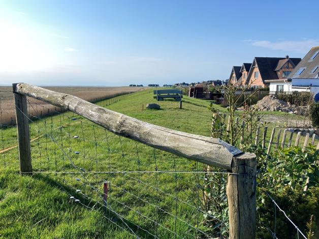 Deichschau auf Sylt: Ärger über bebauten Schutzstreifen wächst