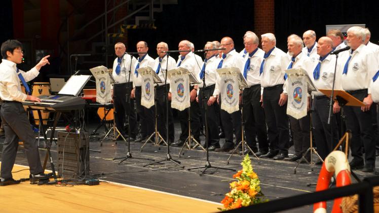 Musik liegt in der Luft: Frühlingskonzert Itzehoer Störschipper