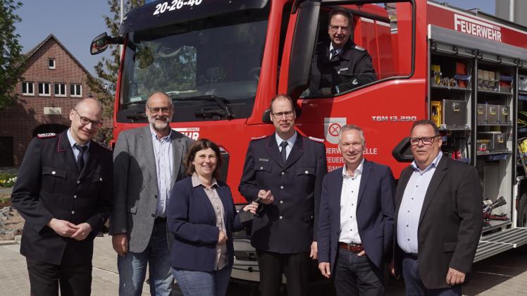 Einsatzfahrtzeug der Ortsfeuerwehr Gesmold offiziell übergeben