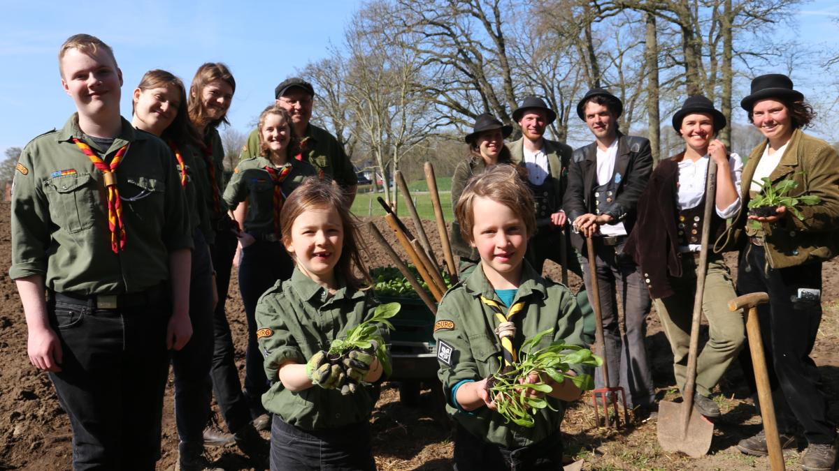Pfadfinderburg-Jomsburg wird Treffpunkt für Gesellen auf der Walz