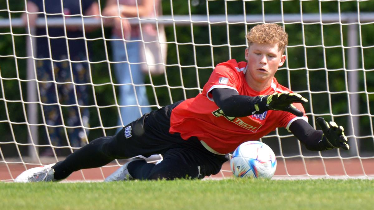 U-19-Torwart Luca Böggemann bei DFB-Torwart-Elite-Camp