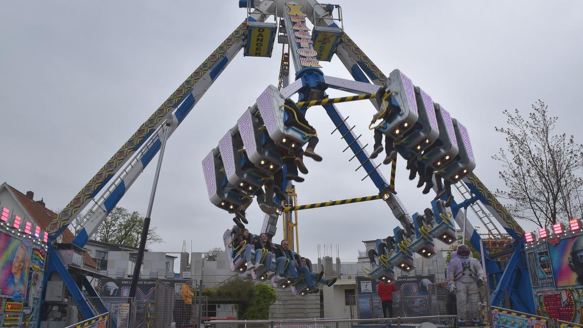 Frühjahrskirmes 2023 in Bramsche eröffnet | NOZ