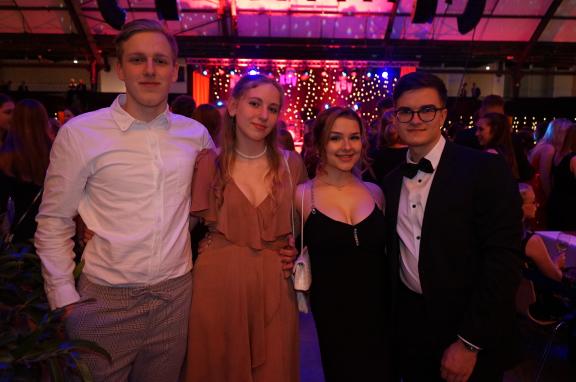 Das sind die schönsten Bilder vom Ball des Sports in den Holstenhallen