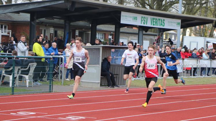 Leichtathletik: Rekorde beim Stadionfest des ESV Wittenberge | SVZ