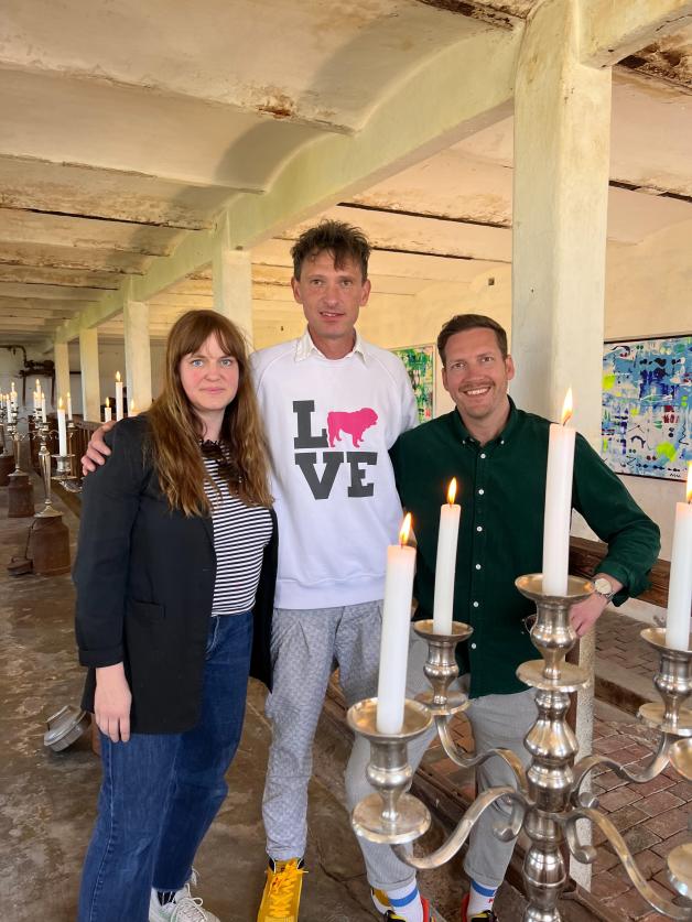 Elbhof Kollmar: Kunst im hundertjährigen Kuhstall