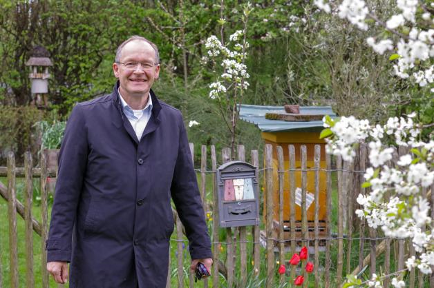 Bistum Osnabrück: Bienen regen Ulrich Beckwermert zu Reformen an