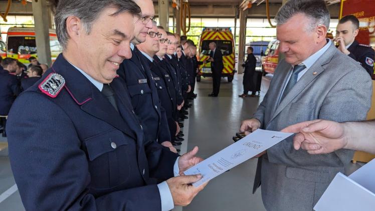 Ahrtal-Einsatz: Fluthilfemedaille für Katastrophenschutz Stormarn