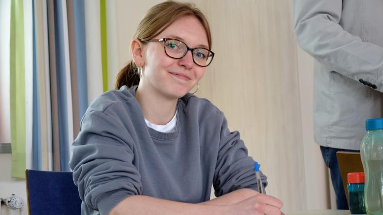 Groß Wittensee: Warum Lilly Schuchardt (16) Wahlhelferin ist