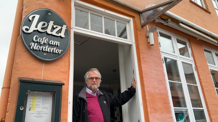 Café Jetzt am Nordertor Flensburg: Jeder bezahlt, so viel er kann
