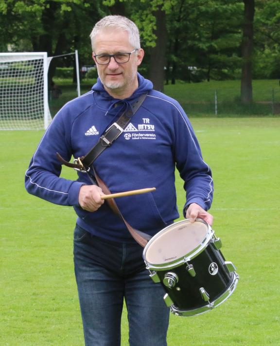 Bildergalerie: So feierte der MTSV Hohenwestedt seinen Aufstieg in die ...