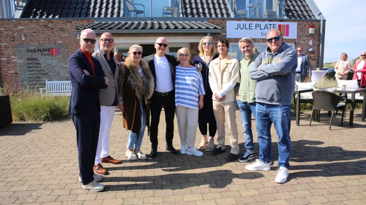 Jule Plate Fine Art:200 Besucher feiern in List Galerie-Eröffnung