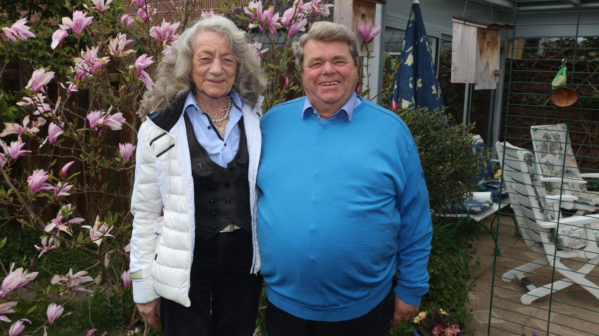 Appen musiziert: Rolf Heidenberger hat den Hautkrebs besiegt