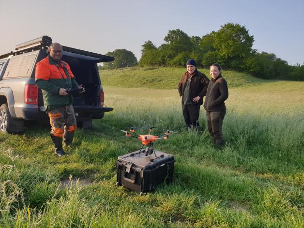 Eutin: Wie Jäger und Landwirte Kitze vor dem Mähtod retten