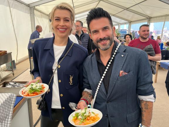 Fotos: Prominente genießen Sonne, Partys und Polo auf Sylt