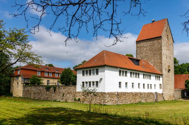 Wie das Café Santa auf Burg Wittlage aussieht und wann es öffnet