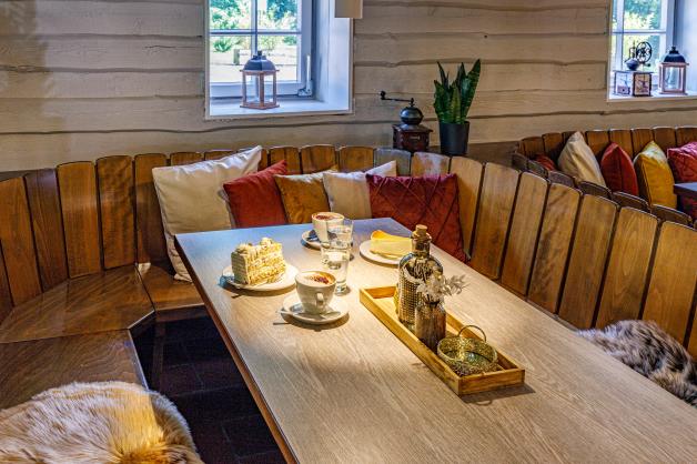 Wie das Café Santa auf Burg Wittlage aussieht und wann es öffnet