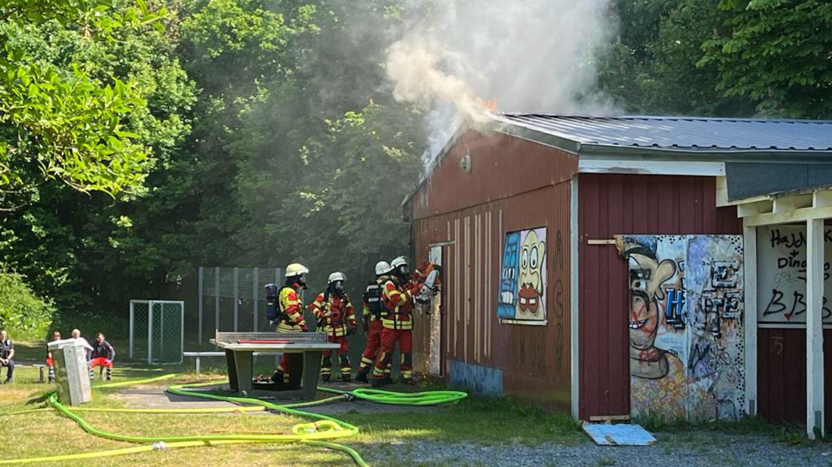 Warnung durch NINA: Feuer in Richard-Wagner-Straße in Flensburg