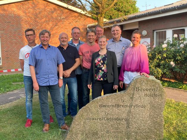 Rolf Tewes als neuer Bürgermeister von Bevern vereidigt