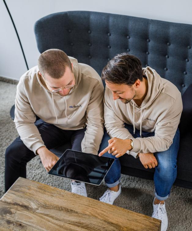 Büro-Arbeitsplätze: Osnabrücker Start-up Deskly hilft Unternehmen