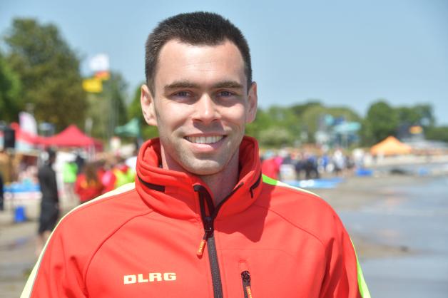 DLRG: Rettungsschwimmer zeigen in Eckernförde, was sie können