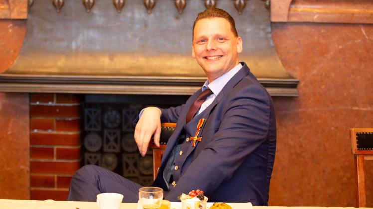 Wie Frank Schmitz aus Aschendorf zum Bundesverdienstkreuz kam