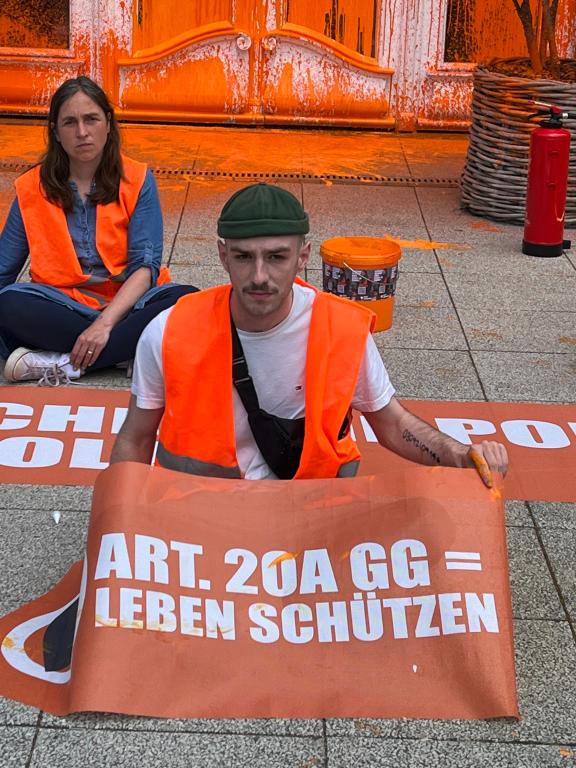 Letzte Generation auf Sylt: Fotos vom Farbanschlag in Kampen