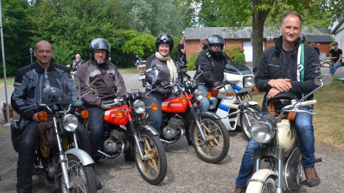 Rekordbesuch beim Oldtimer-Mopedtreffen in Wewelsfleth