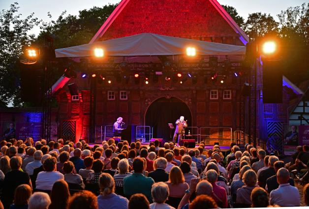 Rock-Ikone Klaus Lage trat beim Musiksommer Artland 2023 auf.
