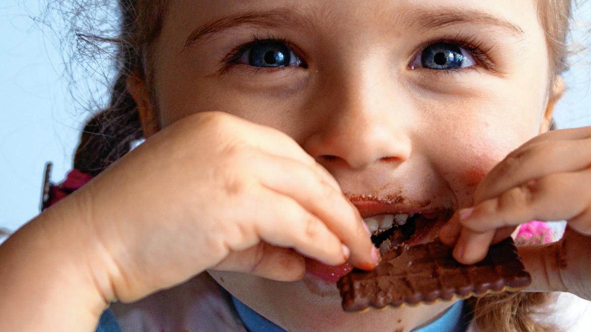 Drei Tipps vom Experten für zahnfreundliches Naschen