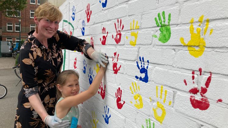 Neumünster: 1000 Menschen feiern 125 Jahre Fehrs-Schule