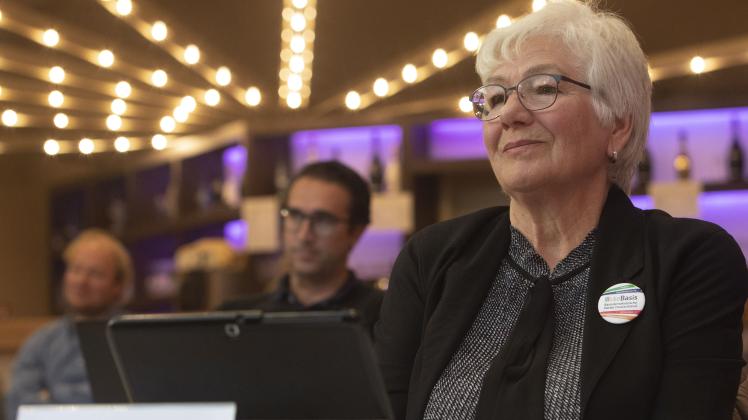 Kreistag Osnabrück: Mandatsverzicht der Querdenkerin Maria Kaiser