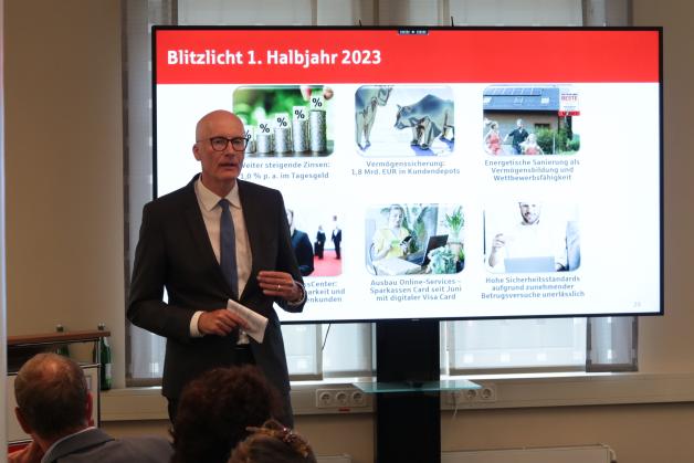 Nils Hoffmann ist neuer Marktstratege der Nord-Ostsee-Sparkasse