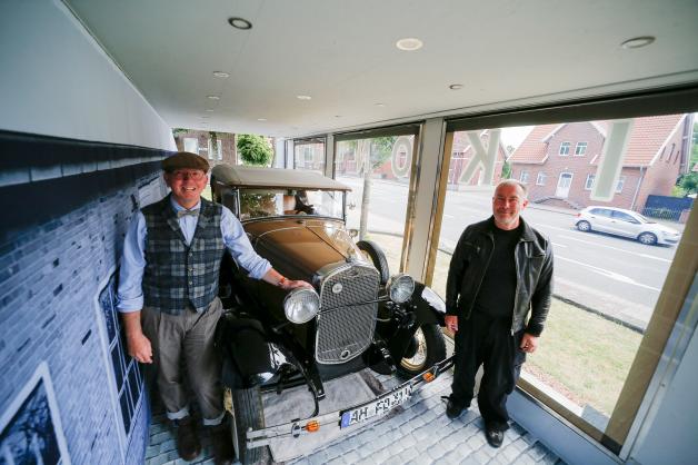 Einzug im Zeitraffer: Nächster Oldtimer im Ikonium in Lingen