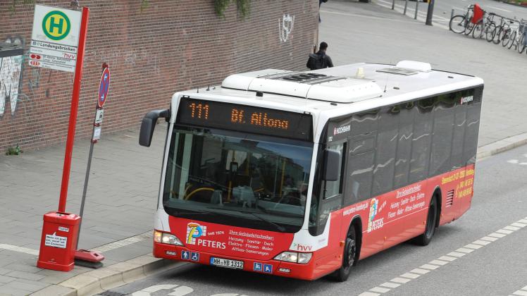 Hochbahn Hamburg wird emissionsfrei: E-Busse in Harburg
