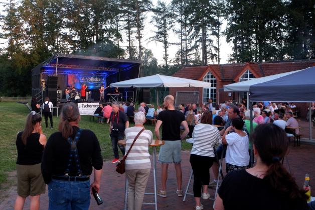 Belmer Kultursommer startet mit Dr. Rocket in Icker