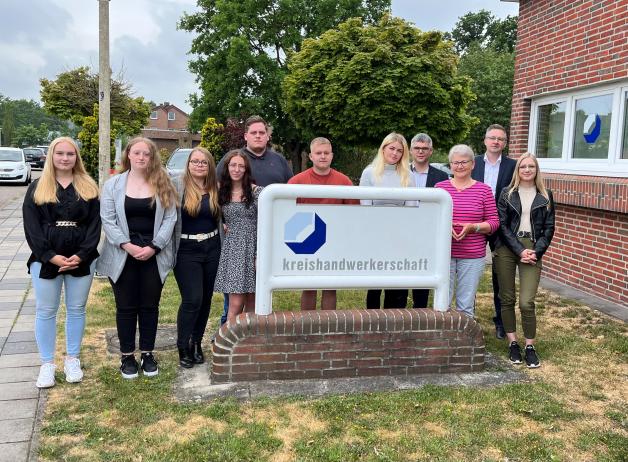 Papenburg: Auszubildende der Bäcker-Innung freigesprochen