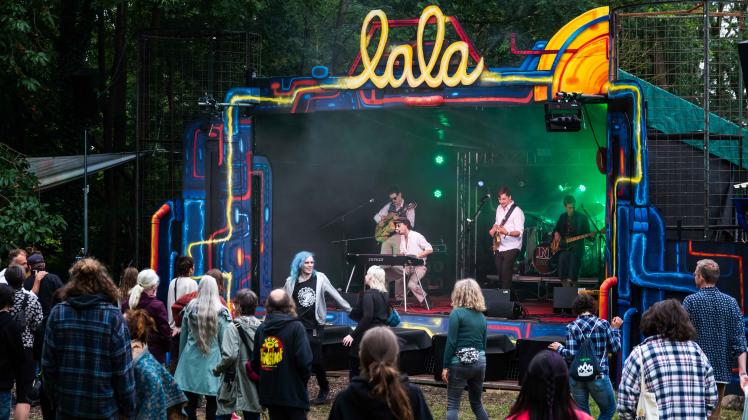 Das bietet das La-La-Festival in Negenharrie