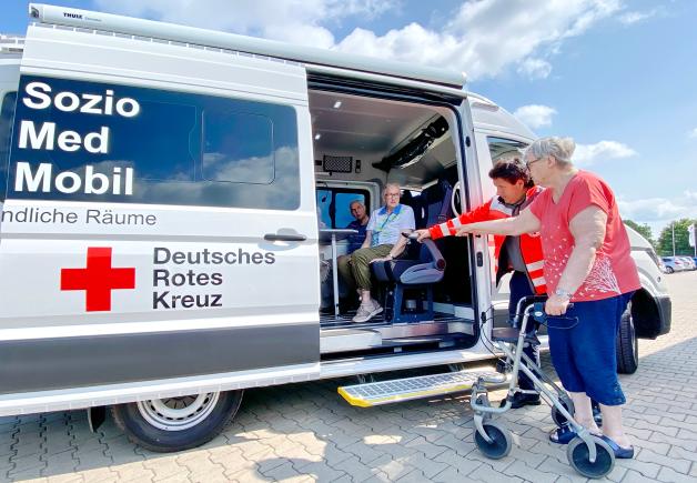 Sozio Med Mobil fährt Menschen in Bissendorf zum Arzt