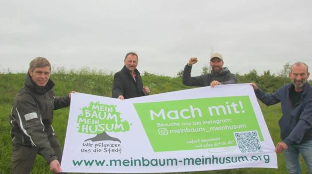 Robert Marc Lehmann warb für Baumpflanzaktion in Husum | SHZ