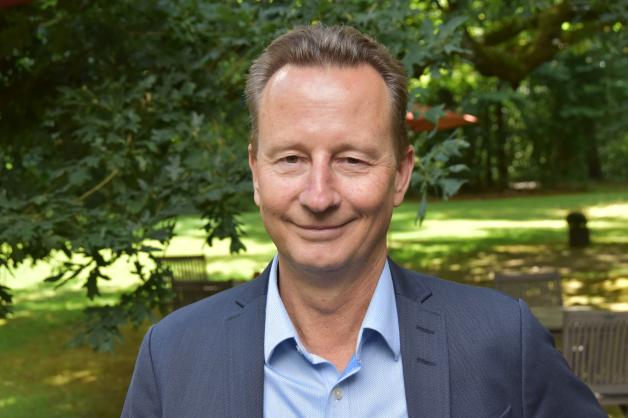 Richard Welge tritt Präsidentschaft bei Quickborner Rotariern an