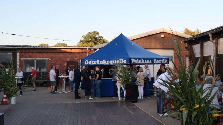 Ponyreiten & Co: Oldtimerfreunde Kummerfeld laden zum Sommerfest