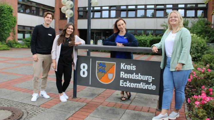 Rendsburg und Eckernförde: 30 neue Azubis beim Kreis