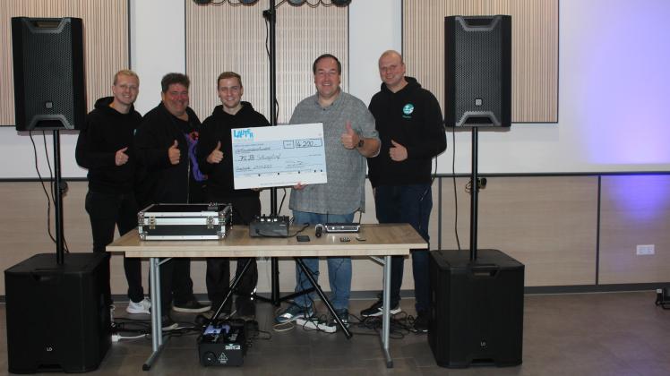 Landjugend Schwagstorf erhält 4200 Euro von der Stiftung Lauter